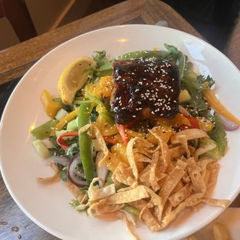 GAR WOODS GRILL & PIER - Updated October 2024 - 1644 Photos & 1574 ...