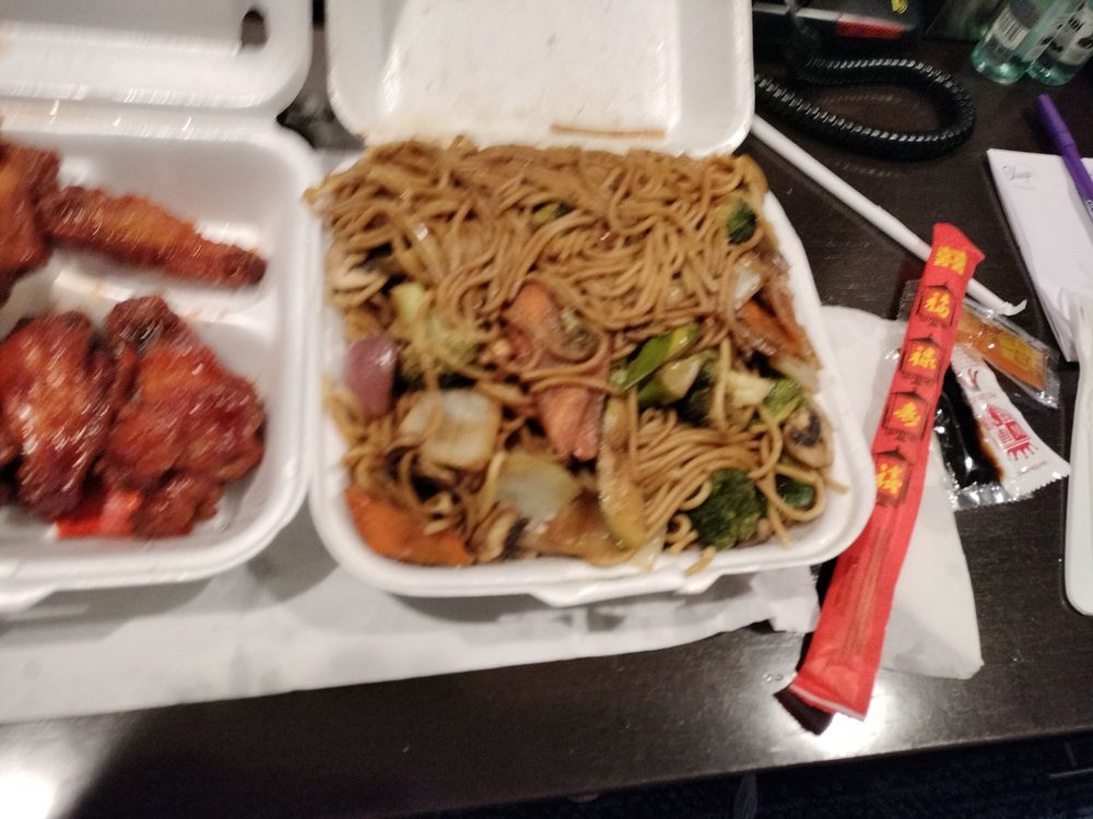 ASIAN EXPRESS - Updated May 2026 - 17 Photos & 13 Reviews - 1935 Broad ...