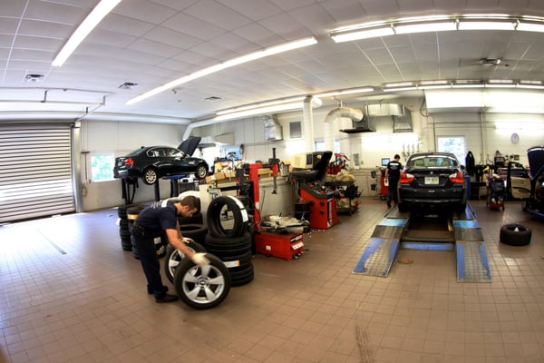 BMW OF STRATHAM - Updated September 2025 - 33 Photos & 129 Reviews - 71 ...