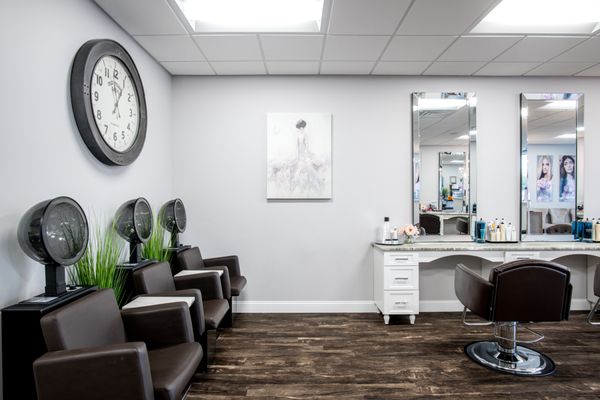 POSH STUDIO - Updated December 2025 - 15 Photos - 1372 Allen St ...