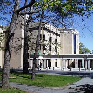 SCHLOW CENTRE REGION LIBRARY - Updated August 2025 - 211 S Allen St ...