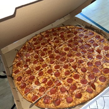 GIANT PIZZA KING - Updated December 2025 - 60 Photos & 96 Reviews ...