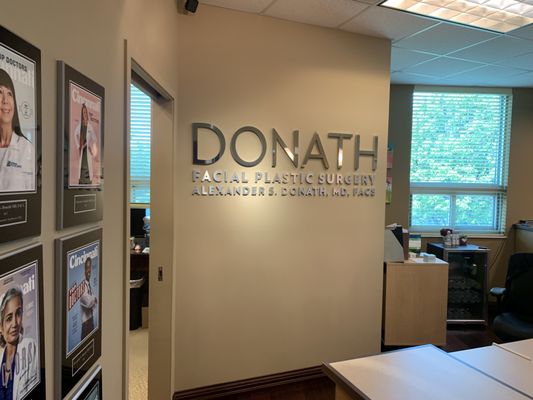 ALEXANDER S DONATH, MD - Updated September 2025 - 31 Photos & 11 ...