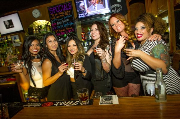 CHANNEL 2 SPORTS BAR - Updated December 2025 - 57 Photos & 84 Reviews ...