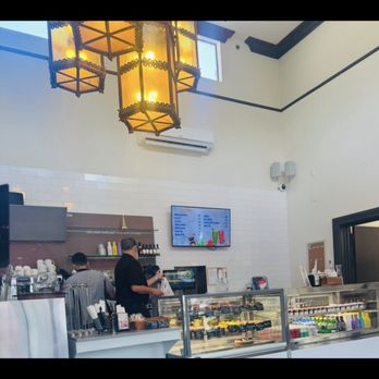 LE PARC CAFE - Updated October 2025 - 168 Photos & 63 Reviews - 997 N Greenway Dr, Miami ...