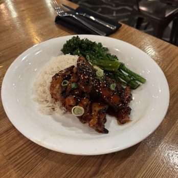 CAFE WHITNEY - Updated July 2025 - 447 Photos & 251 Reviews - 255 N ...