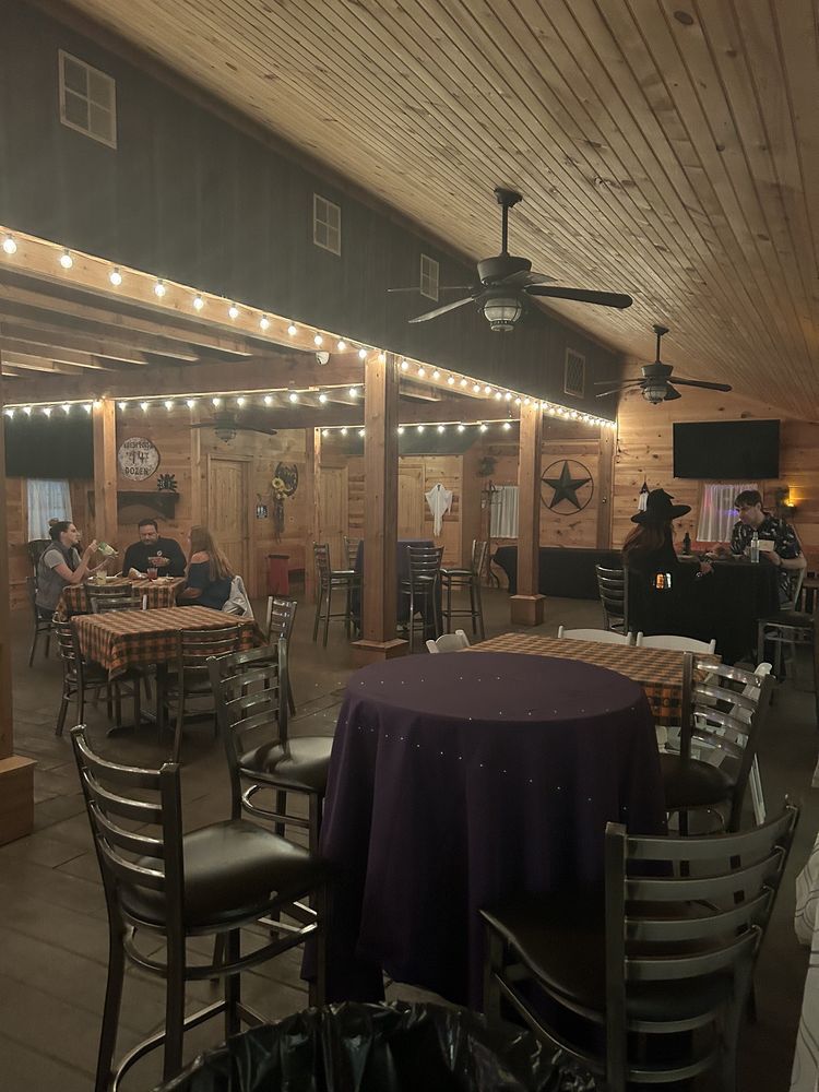 GLENMARK FARMS - Updated January 2026 - 3500 Hempstead St, Saint ...