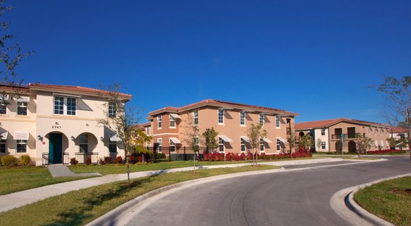 NORTH PARK AT SCOTT CARVER - Updated December 2025 - 2181 NW 74th St ...