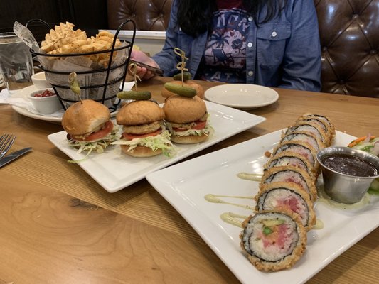 THE TAVERN GRILL - FARGO - 55 Photos & 92 Reviews - 4504 32nd Ave S ...