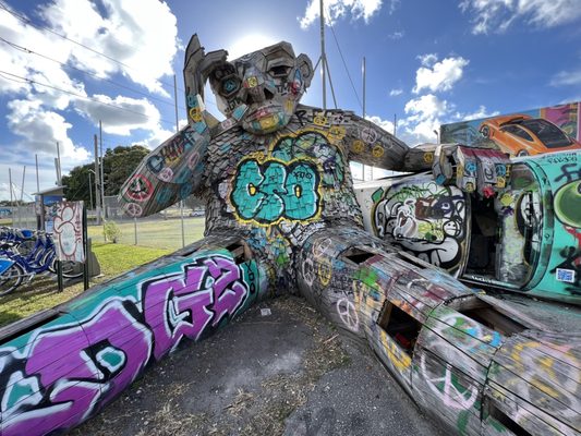 JOEN AND THE GIANT BEETLE - Updated April 2025 - 13 Photos - 2270 NW ...