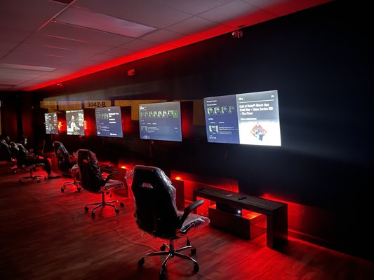 THE PHOENIX 99 - Updated August 2024 - 3042 Eastend Dr, Humboldt ...