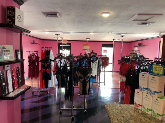 THE LINGERIE COMPANY - Updated October 2025 - 2614 SW 34th St ...
