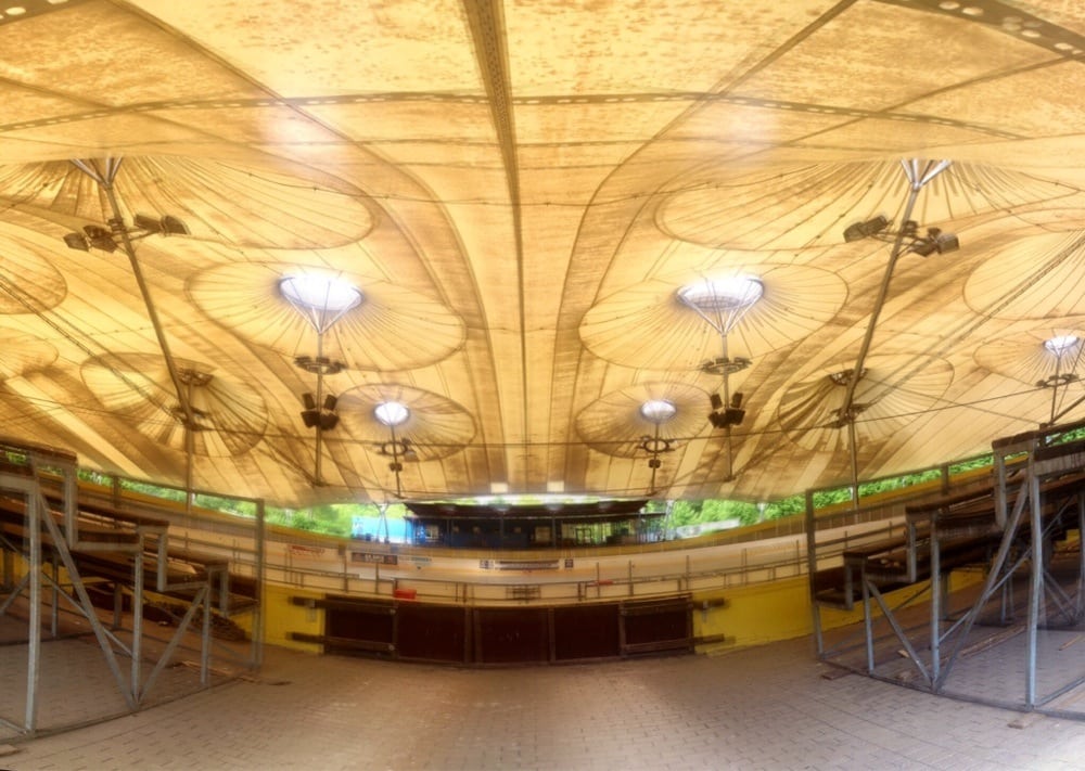 EISBAHN STELLINGEN - Updated April 2024 - 15 Photos - Hagenbeckstr. 124 ...
