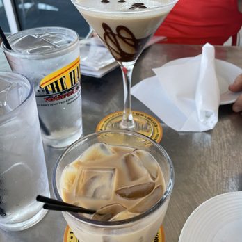 THE HANGAR RESTAURANT & FLIGHT LOUNGE - Updated July 2024 - 536 Photos ...