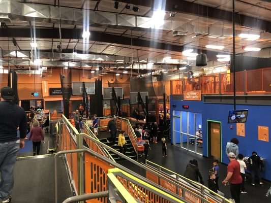 SKY ZONE TRAMPOLINE PARK - 21 Photos - 250 Mangum St, Florence, Alabama ...