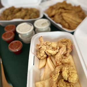 FAMILY FISH MARKET - Updated December 2024 - 178 Photos & 307 Reviews ...