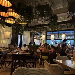 ABA - Updated December 2024 - 3712 Photos & 1579 Reviews - 1011 S ...