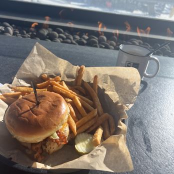 VIEWHOUSE BALLPARK - 1352 Photos & 1656 Reviews - 2015 Market St ...