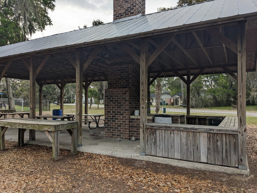 LIVE OAKS PARK - Updated October 2025 - 904 14th St, Port Royal, South ...