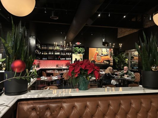 ELLA’S ITALIAN PUB - ELMHURST - Updated October 2025 - 176 Photos & 94 ...