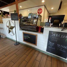 MAGNOLIA CAFE - Updated July 2025 - 128 Photos & 193 Reviews - 901 N ...