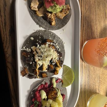TACO AZUL - Updated December 2025 - 100 Photos & 44 Reviews - 21 Beacon ...