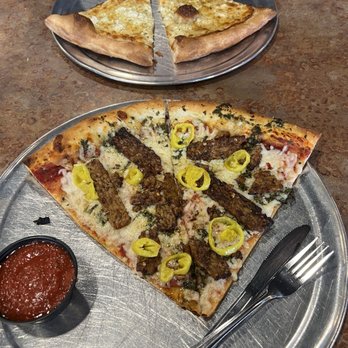 MOON RIVER PIZZA - Updated November 2024 - 546 Photos & 454 Reviews ...