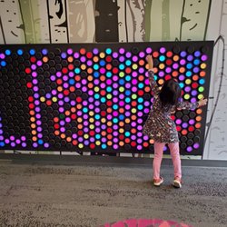 CAROL STREAM PUBLIC LIBRARY - 57 Photos & 14 Reviews - 616 Hiawatha Dr ...