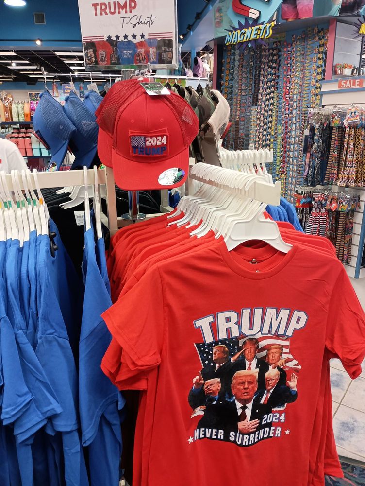 THE WIZZARD GIFT SHOP - Updated December 2025 - 46 Photos & 16 Reviews ...