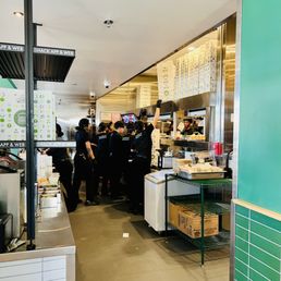 SHAKE SHACK - Updated May 2025 - 182 Photos & 110 Reviews - 103 W ...