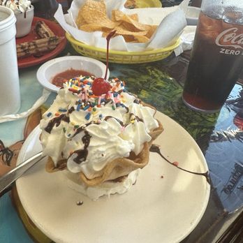 FIESTA PATRIA MEXICAN RESTAURANT AND CANTINA - Updated December 2025 ...