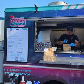 FUZZIES BURGERS - Updated November 2024 - 24 Photos & 17 Reviews ...