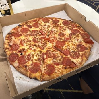 Pizza amigos store