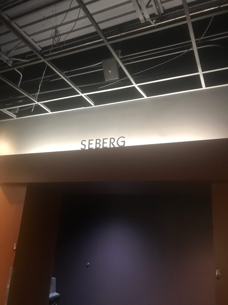 FLEUR CINEMA & CAFE - 66 Photos & 52 Reviews - 4545 Fleur Dr, Des ...