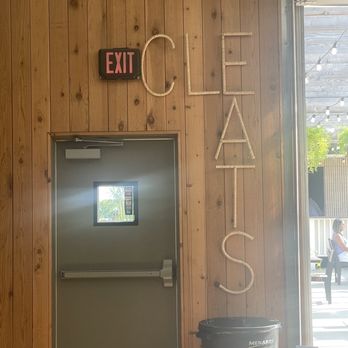 CLEATS BAR & GRILLE - Updated January 2026 - 74 Photos & 27 Reviews ...