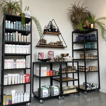 METHOD HAIR - Updated January 2026 - 103 Photos & 477 Reviews - 1800 E ...