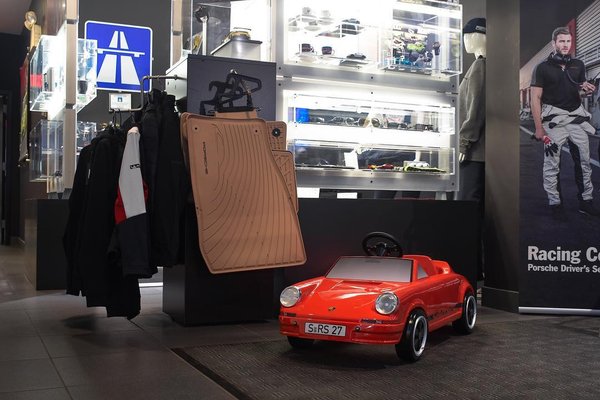 PORSCHE MAIN LINE - Updated December 2025 - 25 Photos & 49 Reviews ...