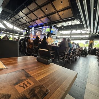 YARD HOUSE - Updated July 2024 - 1298 Photos & 742 Reviews - 211 Rio ...