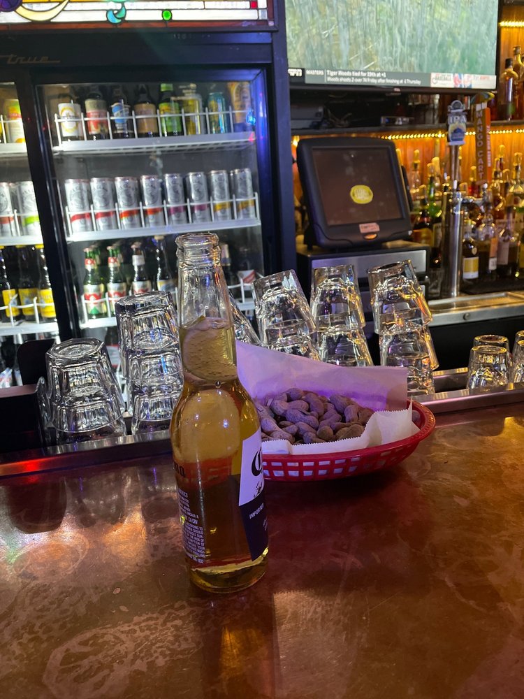 Ole's Tavern, San Clemente | Roadtrippers