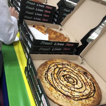 FRESHSLICE PIZZA - Updated January 2026 - 43 Photos & 26 Reviews - 663 ...