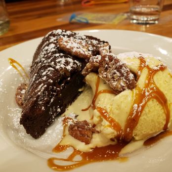 REMINGTON’S - Updated November 2024 - 1104 Photos & 897 Reviews - 20 N ...