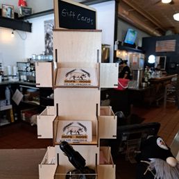 HOPS & HOGS COUNTRY SMOKEHOUSE - Updated March 2025 - 80 Photos & 70 ...