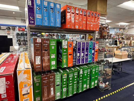 OLD TOWN PAWN SHOP - 42 Photos - 533 Old Town Mall, Baltimore, Maryland ...