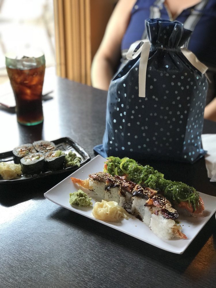 SENRO SUSHI - 206 Photos & 282 Reviews - Sushi Bars - 30 W Neal St ...