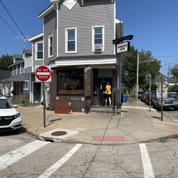 ROWLEY INN - Updated November 2024 - 738 Photos & 493 Reviews - 1104 ...