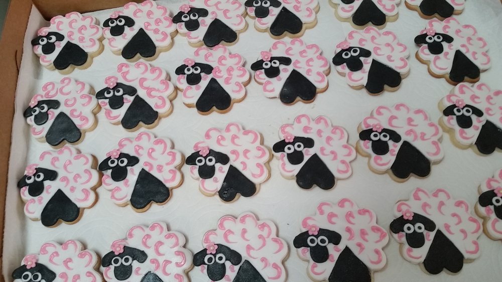 CAKES BY DEBI - Updated October 2024 - 16 Photos - 605 Twilight Cir ...