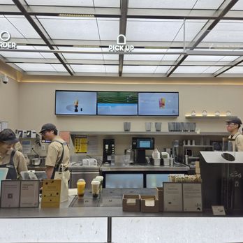 HEYTEA - Updated August 2025 - 186 Photos & 60 Reviews - 240 Grand St ...