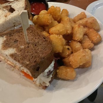 FRONTIER PUBLIC HOUSE - Updated April 2025 - 431 Photos & 558 Reviews ...