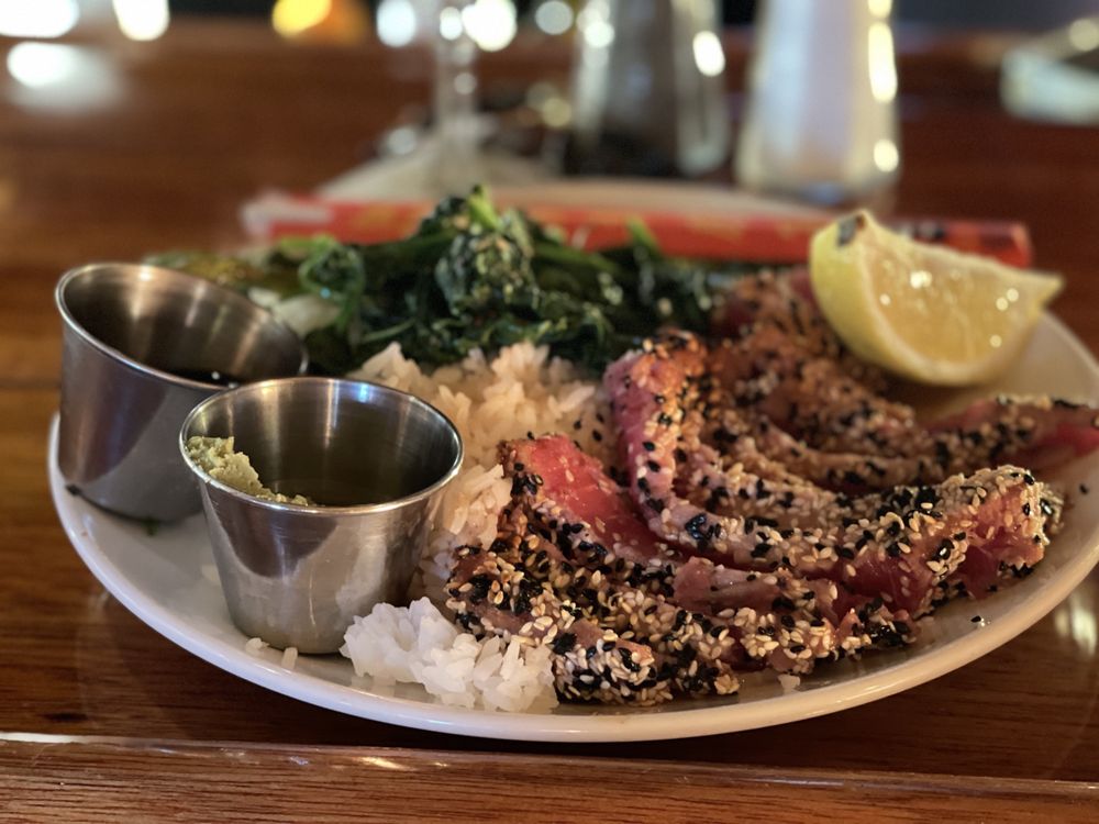 THE RED PARROT RESTAURANT - Updated November 2025 - 1412 Photos & 1462 ...