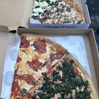 KORONET PIZZA - Updated November 2025 - 395 Photos & 716 Reviews - 2848 ...